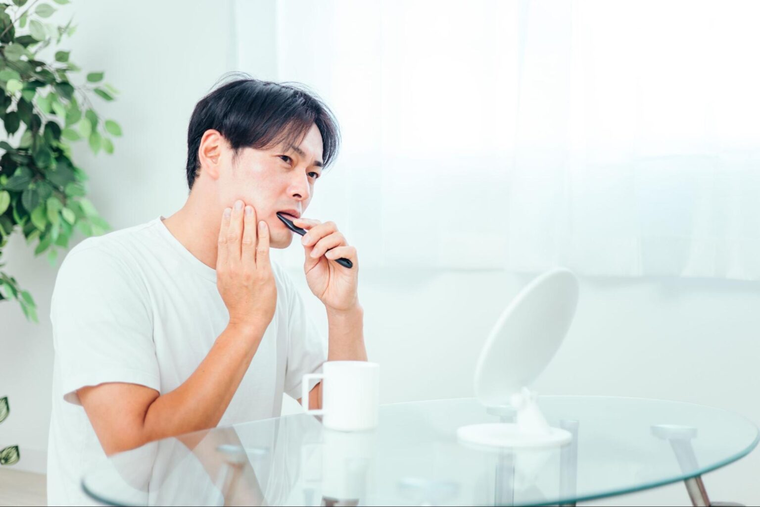 歯が痛い！考えられる原因と正しい対処法を徹底解説 | 千歳烏山やの歯科